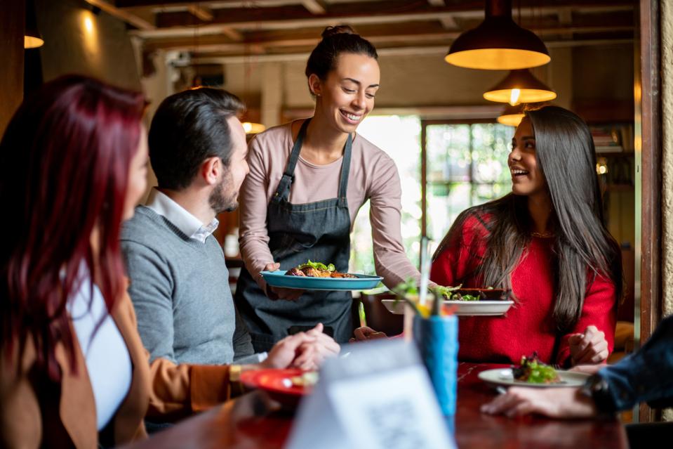 Four Tools For Creating A Flawless Restaurant Dining Experience