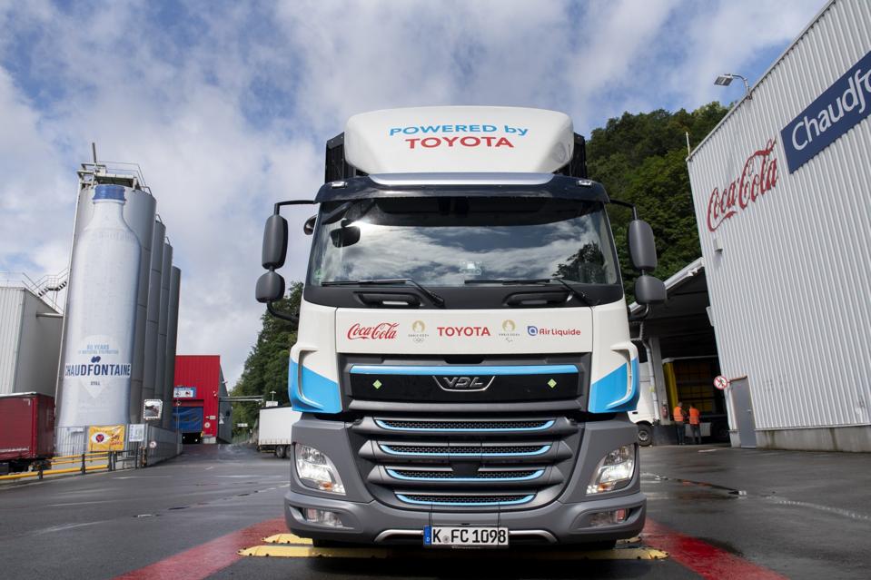 Toyota Pilots Long Haul Hydrogen Trucks With Coca-Cola And Air Liquide