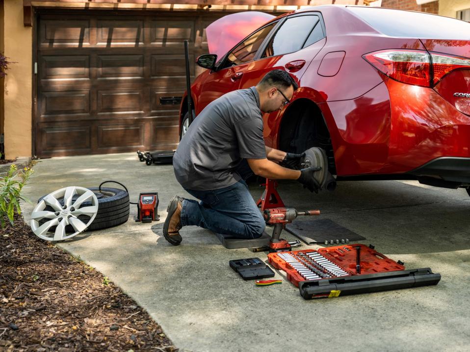 Tech Firm Expands To Provide Dealers With Platform For Mobile Service