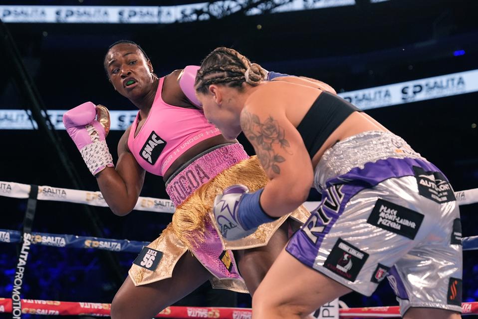 Claressa Shields Vs. Vanessa Lepage-Joanisse Results: KO And Highlight