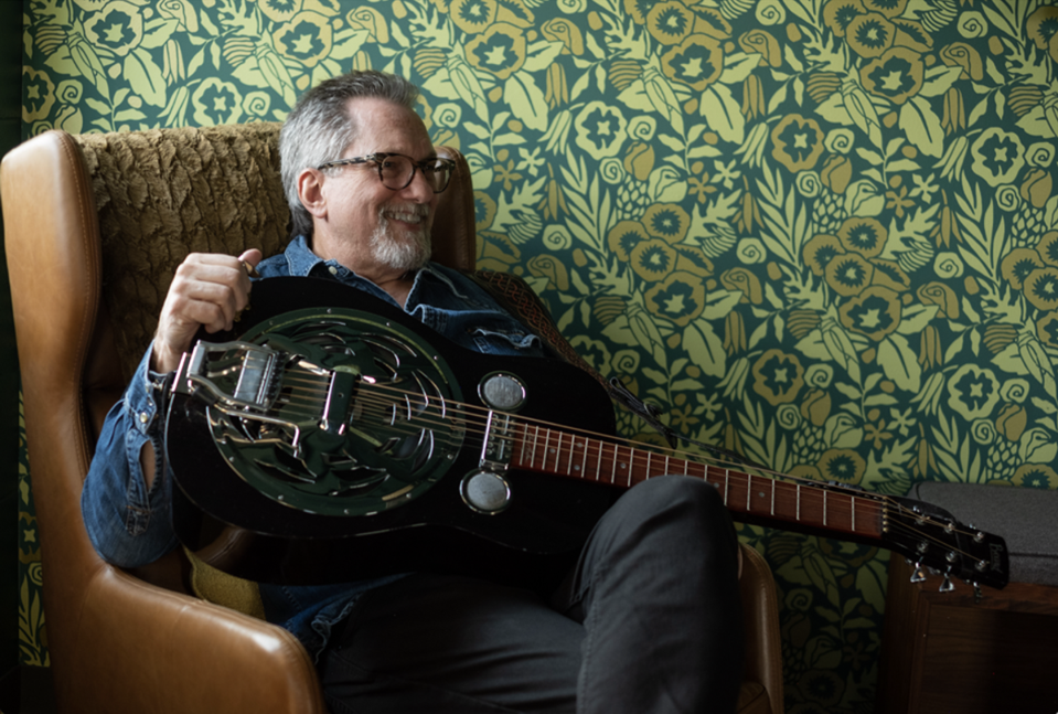 Dobro Legend Jerry Douglas Is Honored He’s Being Inducted Into ...