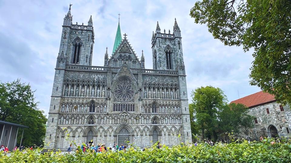 Plan The Perfect Visit To Nidaros Cathedral In Trondheim, Norway