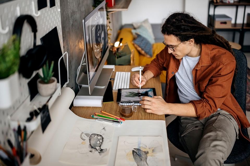 10 Jobs That Require Little Interaction With Others