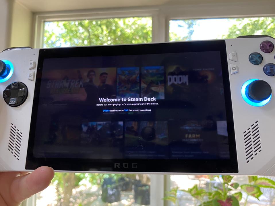 Valve Promises A SteamOS Beta For Multiple Handhelds