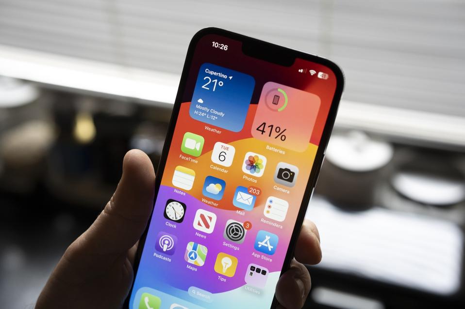 iOS 17.6.1: Apple Unexpectedly Re-Releases Latest iPhone Update