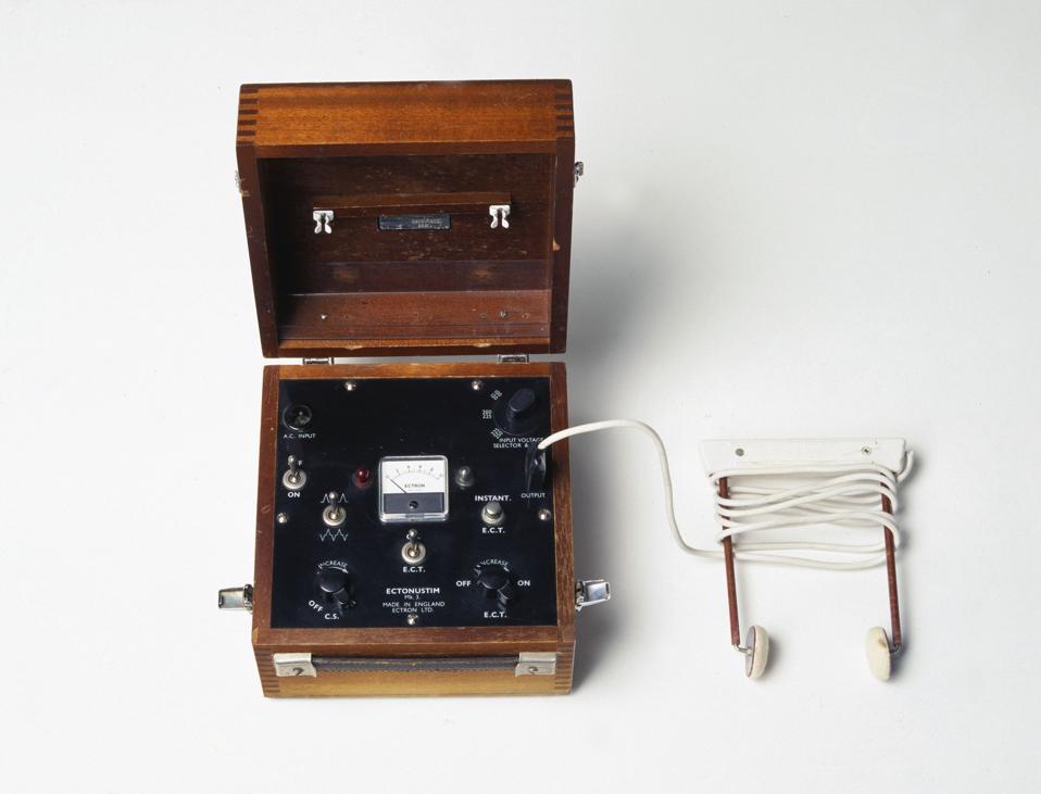 Pioneering Depression Treatment With Groundbreaking Brain-Computer ...