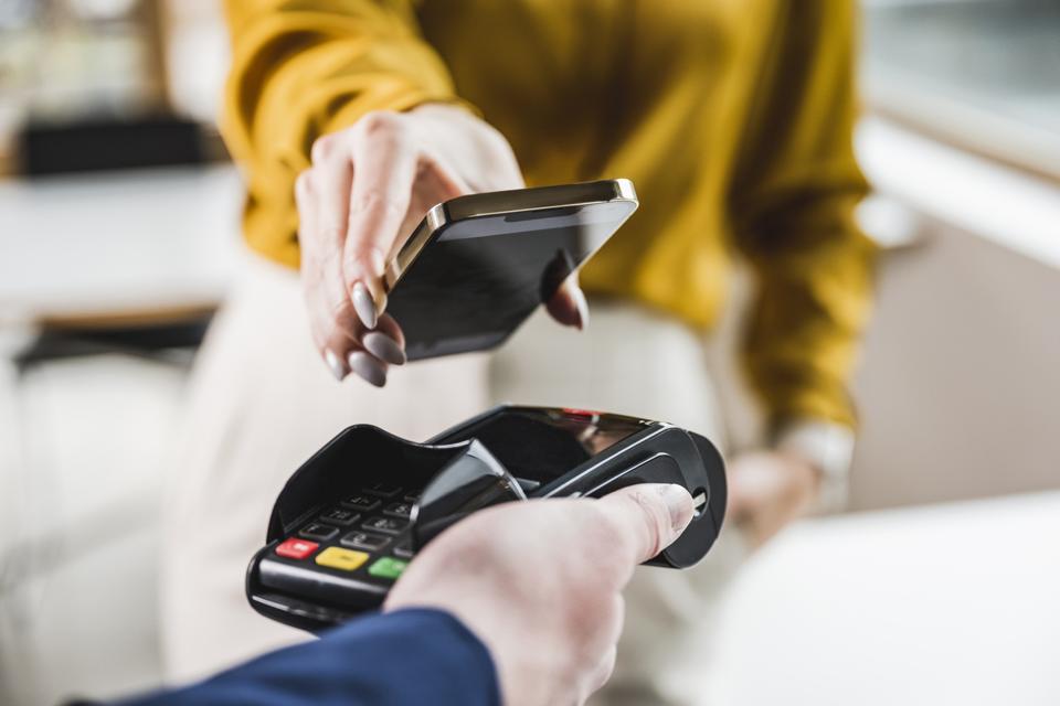 Contactless Payments: How It's Disrupting The Way Payments Are Made
