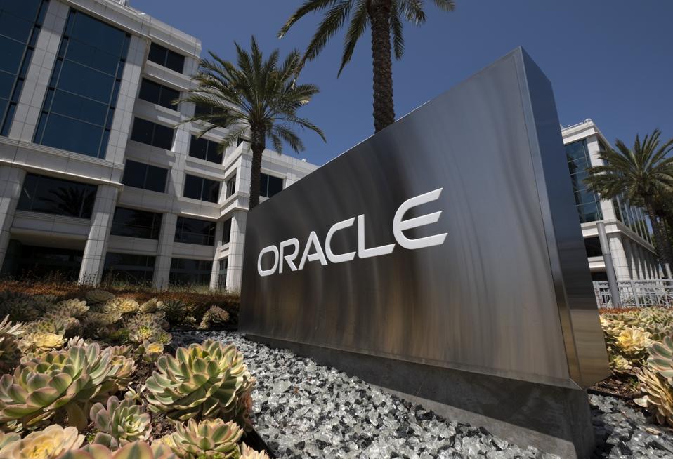 Oracle Meets AWS: New Partnership Delivers Best Of Two Cloud Worlds