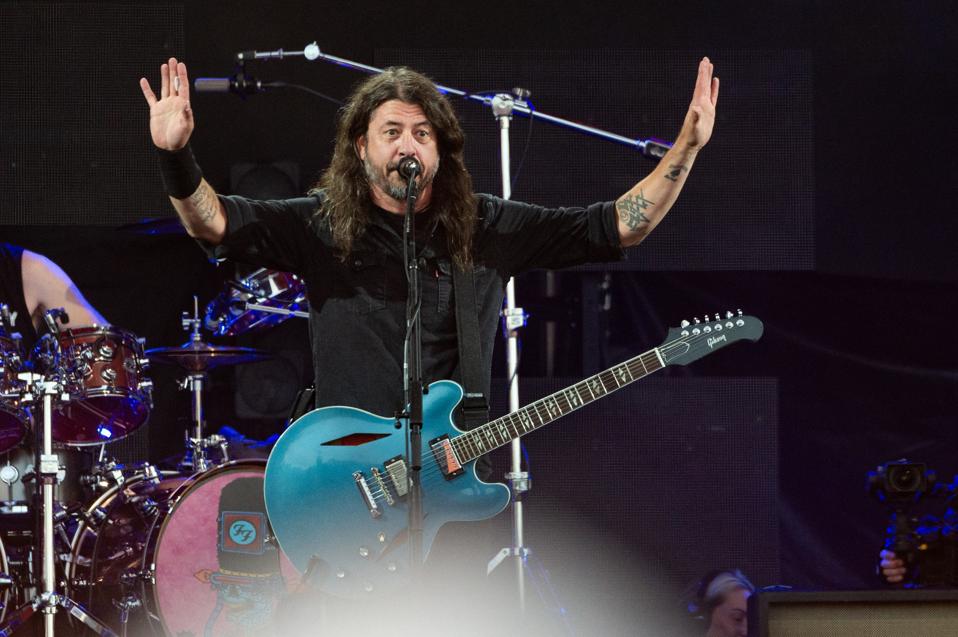Dave Grohl Announces Birth Of Child ‘Outside Of My Marriage’