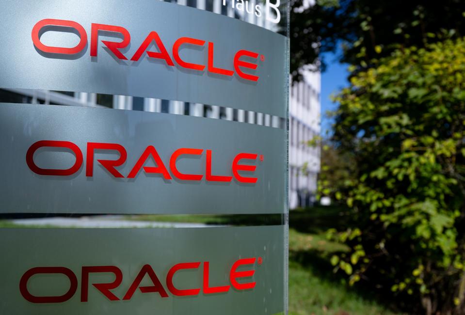 Two Smarter Alternative Bets Than Oracle Stock