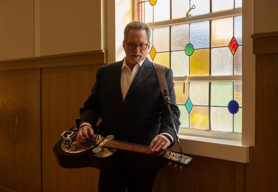 Dobro Virtuoso Jerry Douglas Releases New Album Called ‘The Set’