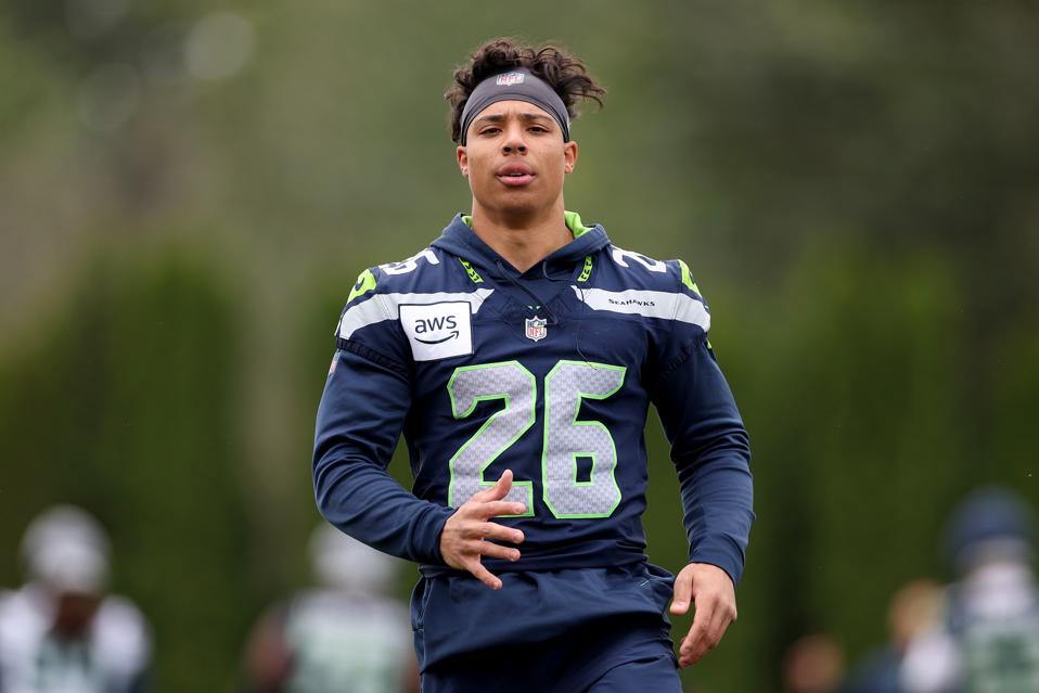 Week 3 Is High Stakes For Seahawks Running Back Zach Charbonnet
