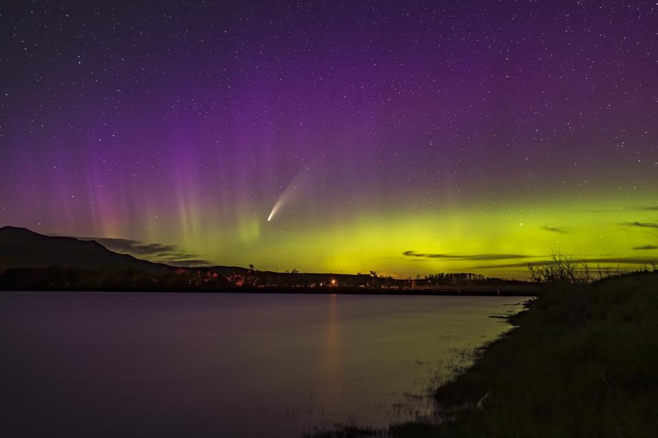 Northern Lights And Comet Tonight: These States May See Aurora Display