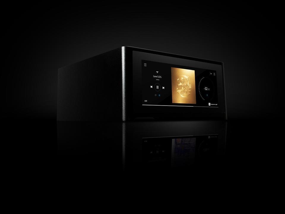New NAD Masters M10 V3 BluOS Streaming Amplifier Makes Its Debut