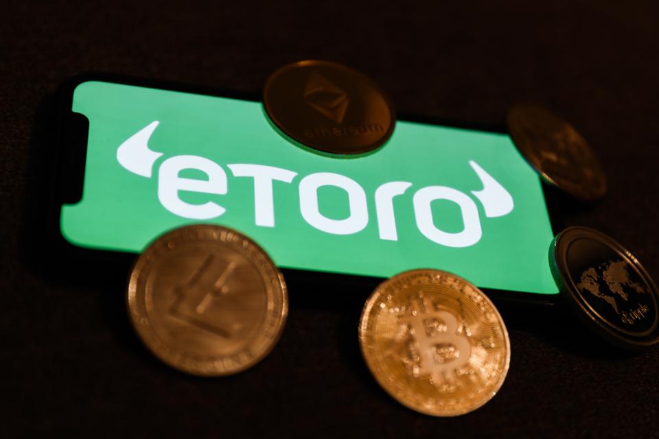 How To Buy Bitcoin On eToro: A Guide for October 2025