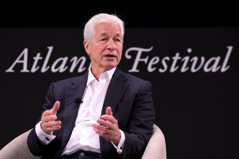 Jamie Dimon’s Call For Return To Office Highlights Remote Work Issues