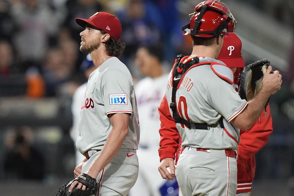 Phillies Fall to Mets in Game 3, Face Tough Challenge Ahead