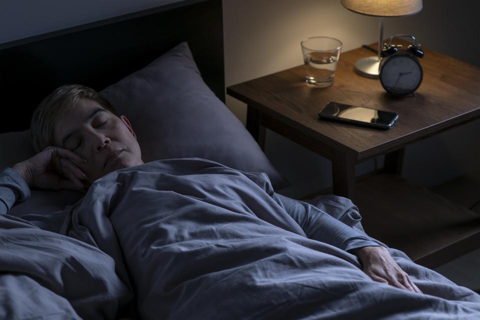Three Reasons Why Aging Affects Our Sleep