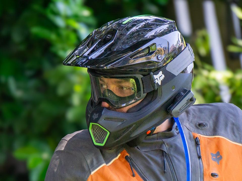 Ride Review: Fox V3 RS Motocross 'Mips' Helmet