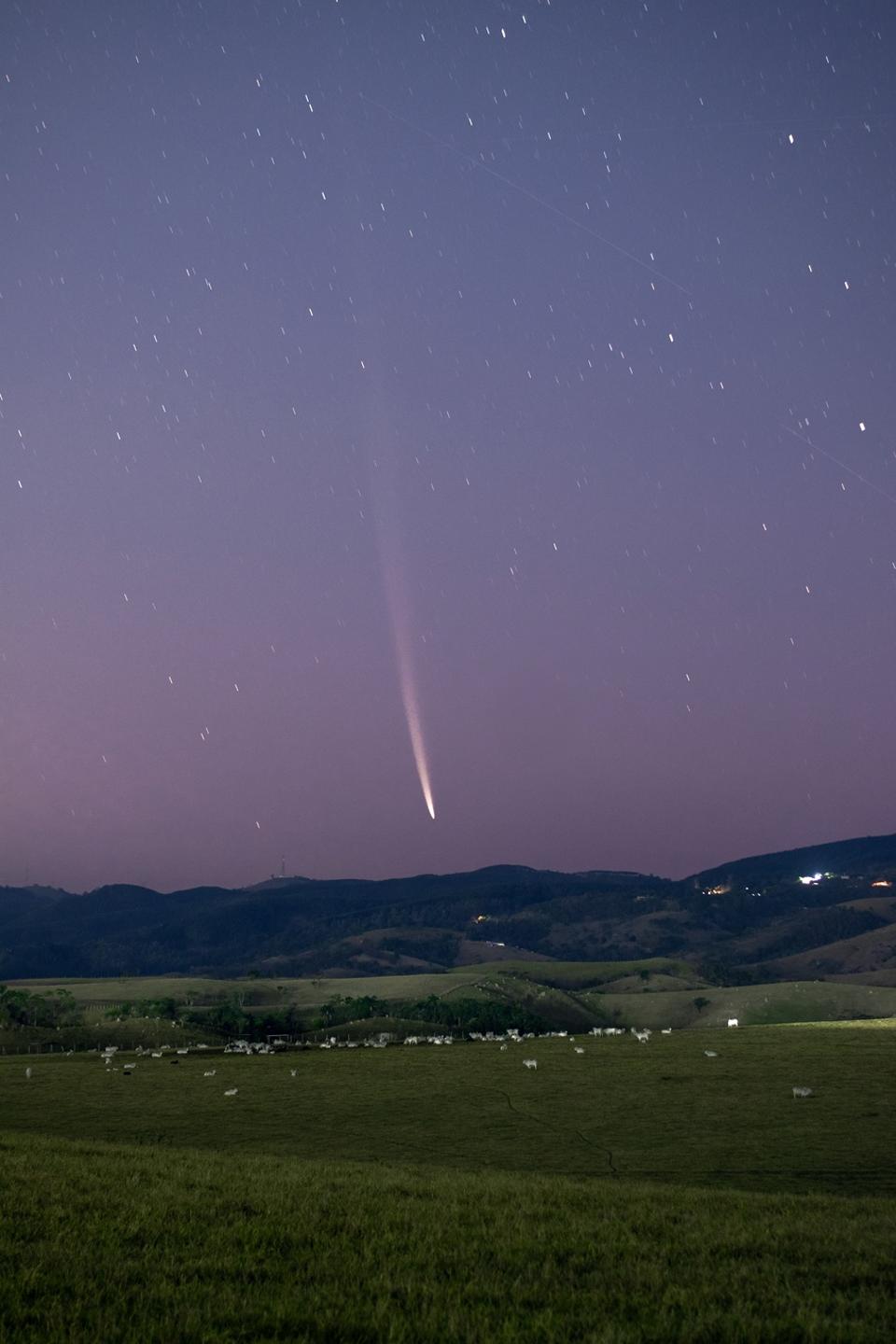 Comet Tracker Tonight: When And Where To See It On Monday With ...