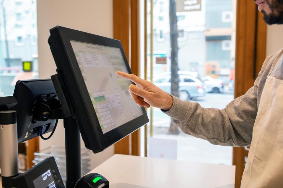 Loss Prevention In Retail: A Data-Driven, AI-Powered Approach