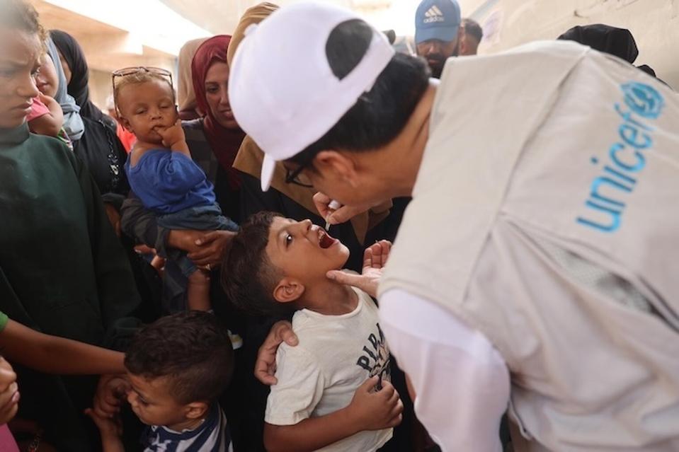 UNICEF: Gaza Polio Vaccinations Need Humanitarian Pause To Continue