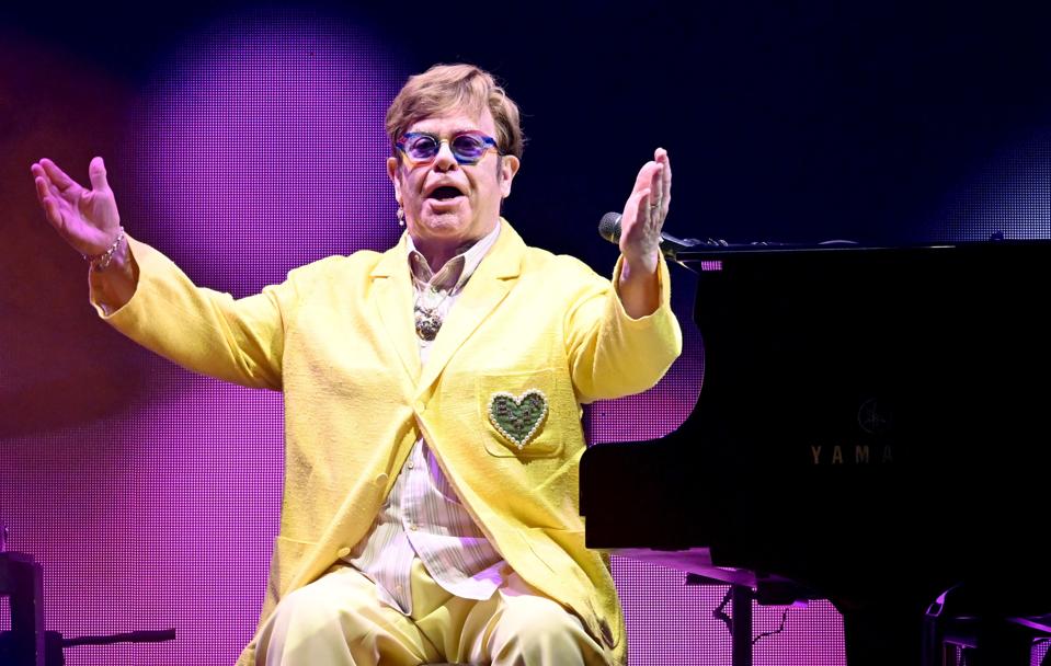 Elton John Helps City Of Hope Raise More Than $7 Million At Los Angeles ...
