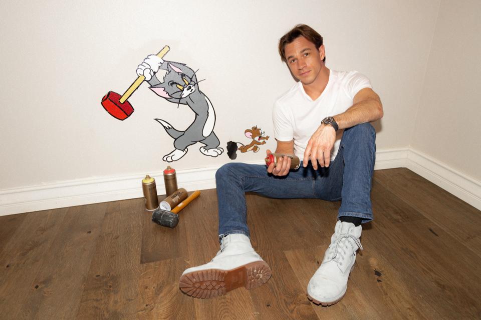 Top YouTube Shorts Creator Justin Flom Makes Magic In Walmart