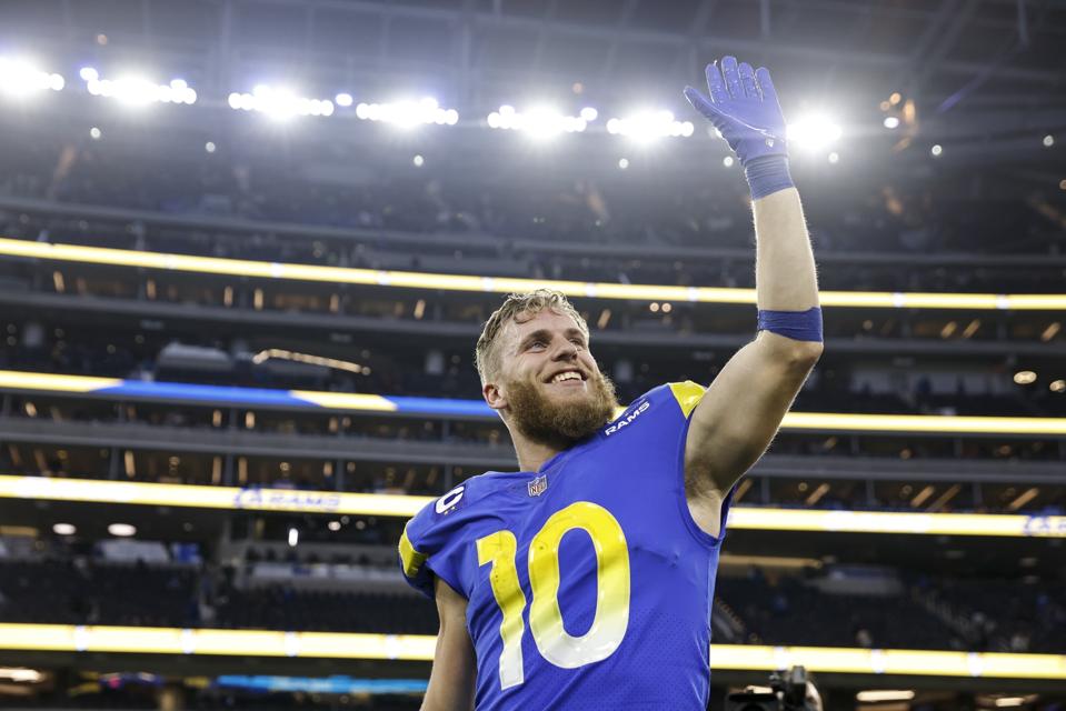 Texans’ Trade Targets After Stefon Diggs’ Injury: 4 WRs to Consider