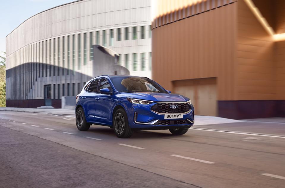 Test-Driving The 2024 Ford Kuga (Escape) PHEV