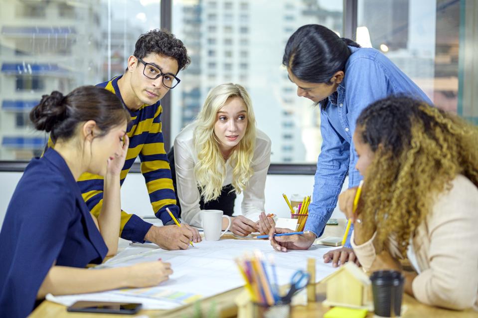 The Magic Of Project Kickoff Meetings: Where Vision Meets Possibility