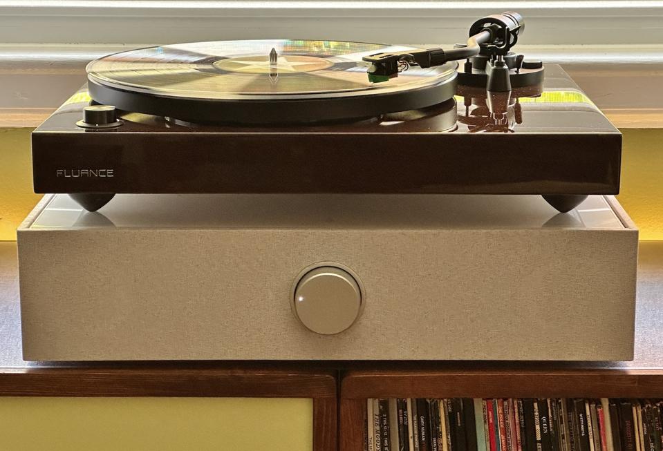 Review: Fluance RT81+ Elite High Fidelity Vinyl Turntable
