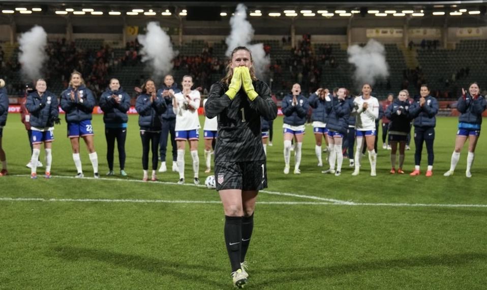 Alyssa Naeher Concludes USWNT Career With 2-1 Win Against Netherlands