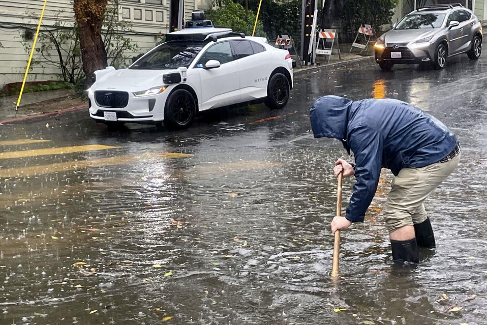 Waymo To Launch Robotaxi In Miami In 2026 With Logistics Partner Moove