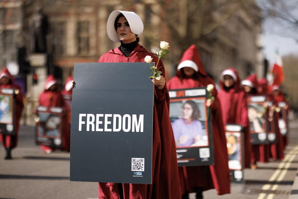 22 Must-Read Books About Feminism