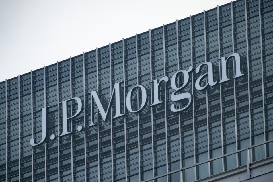 What's Happening With JPMorgan Stock?