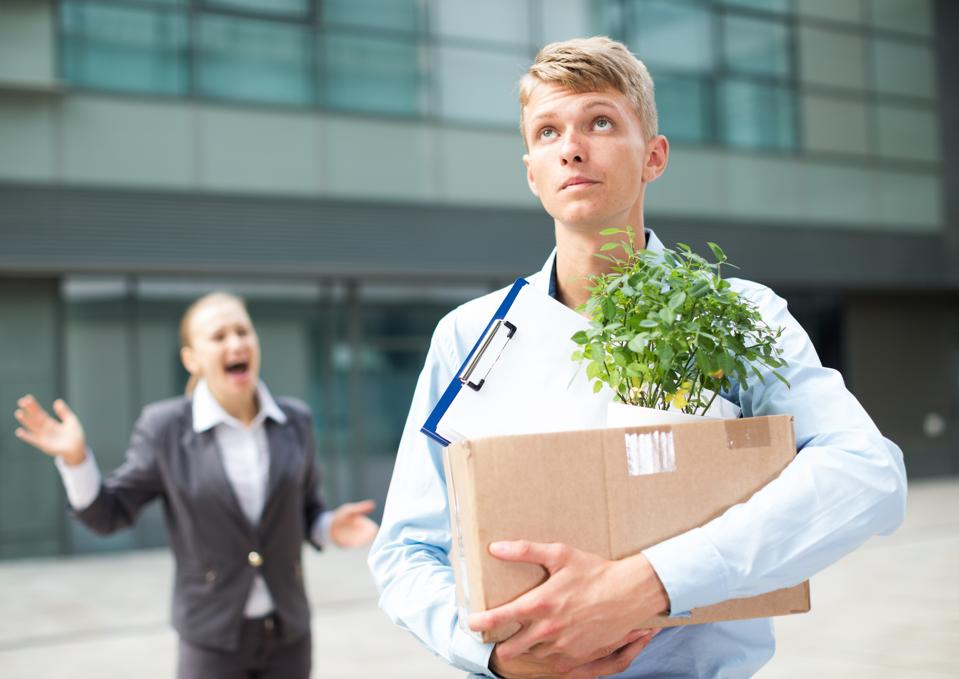 4 Signs An Employee Is Considering ‘Revenge Quitting’