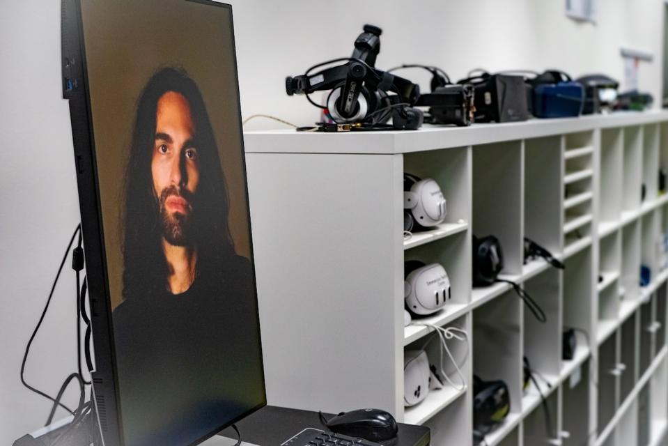 What Happened When ‘AI Jesus’ Entered The Church Confessional