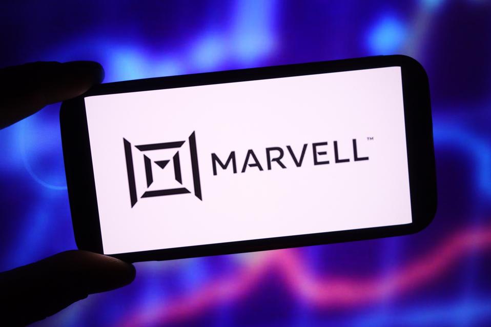 Do Custom AI Chips Make Marvell Stock A Buy?