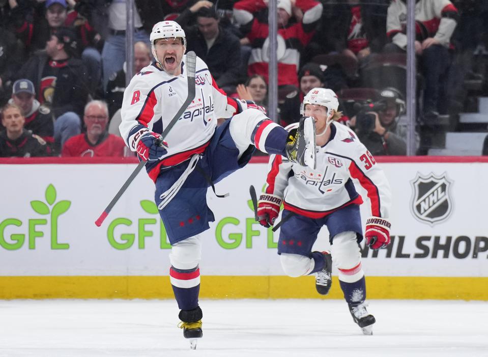 Alex Ovechkin Sets Record, Approaching Wayne Gretzky’s 894-Goal Mark
