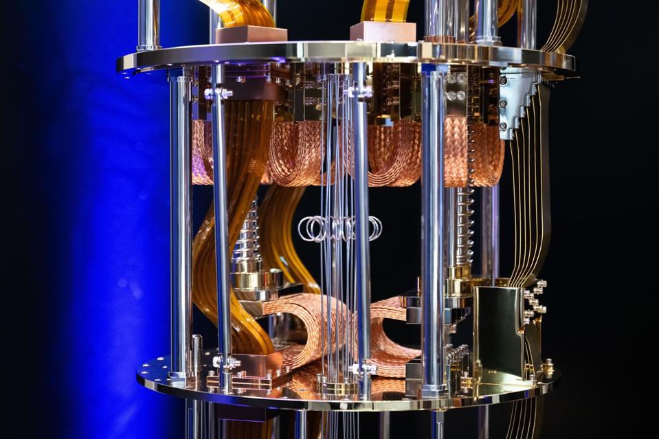 Quantum Computing Could Achieve Singularity In 2025—A ChatGPT Moment