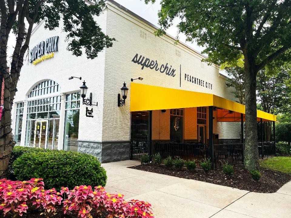 Super Chix, Known For Its Chicken Sandwiches And Salads, Is On The Move