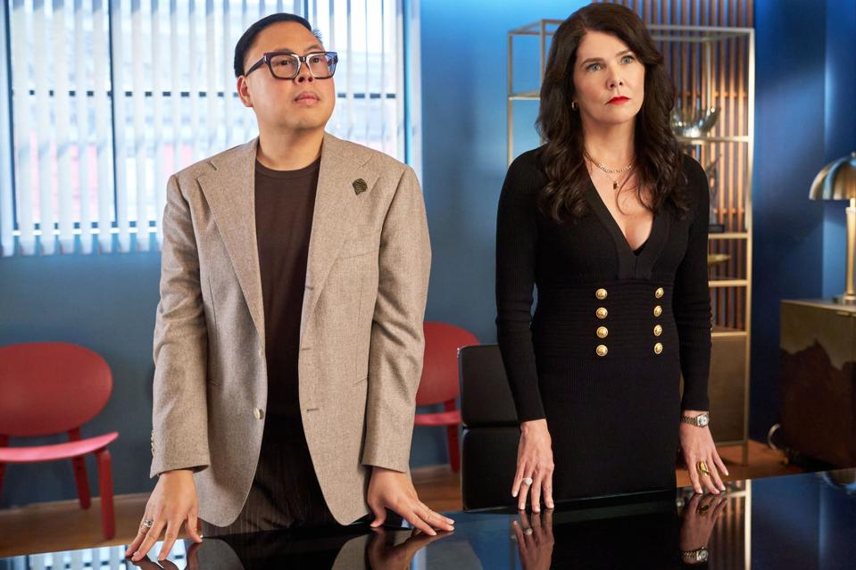 Lauren Graham In ‘The Z-Suite’: Trailer Released For New Tubi Comedy