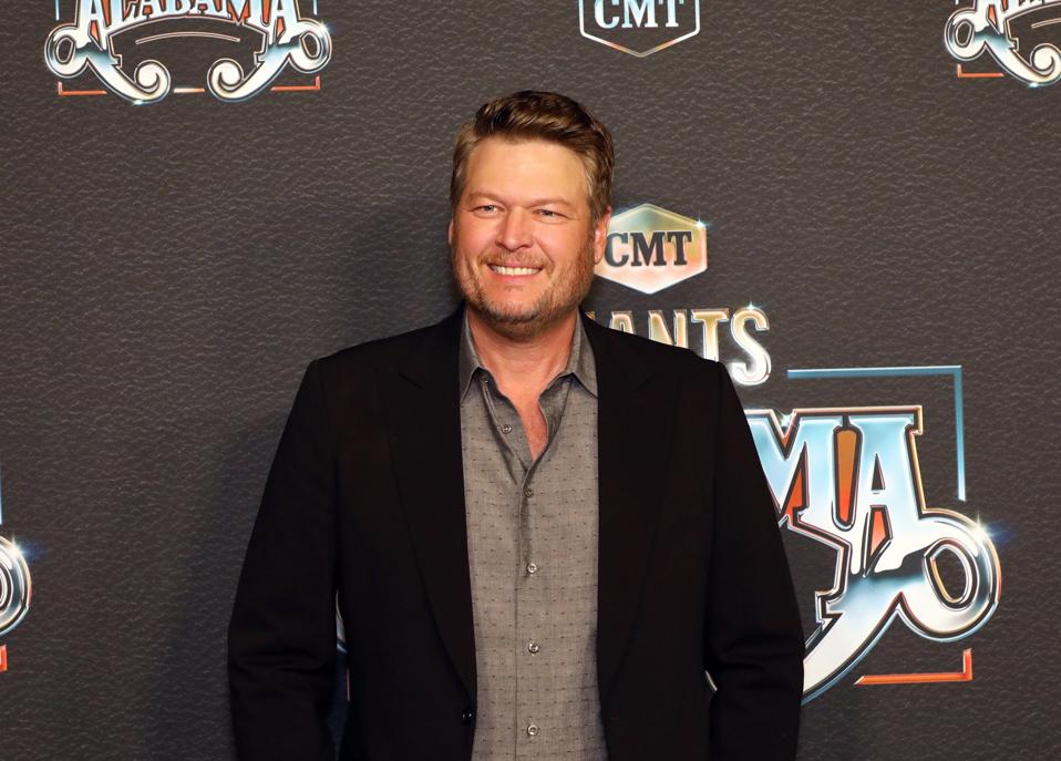 Blake Shelton To Host Grand Ole Opry 100th Anniversary Special On NBC