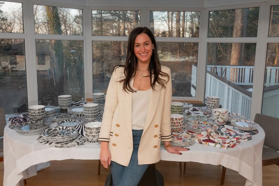 Elizabeth Sutton’s Mix-And-Match Dinnerware Brings Art To The Table