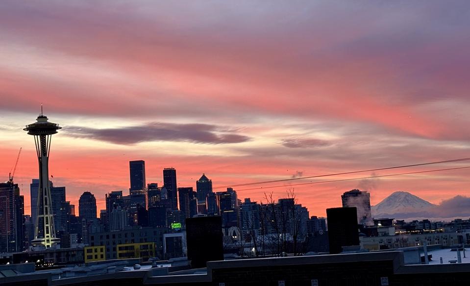 48 Hours In Seattle—The Summer Walking Tour