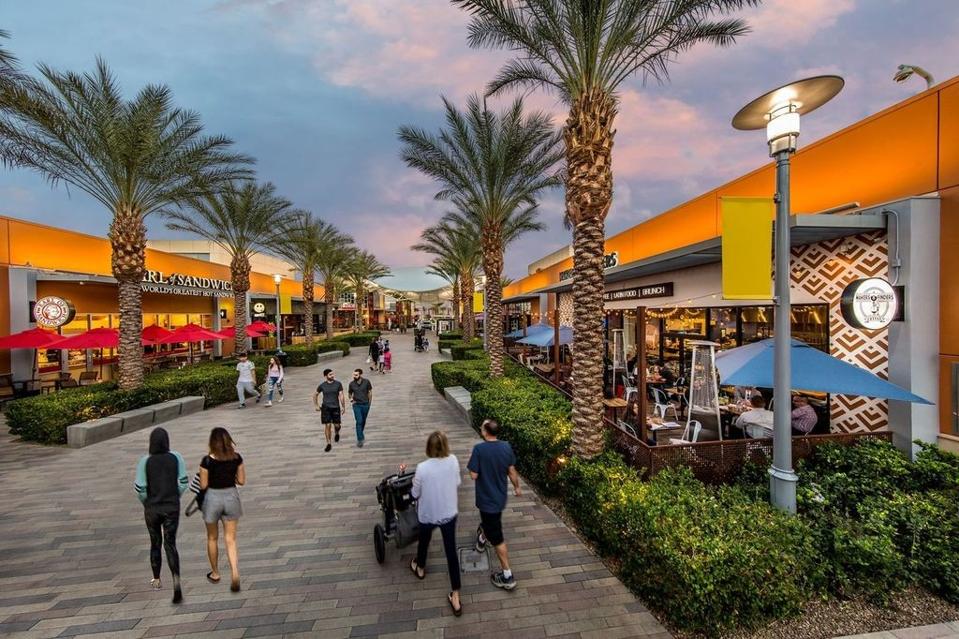 Open-Air Retail, Walkable Sunbelt Settings Proving Profitable Mix
