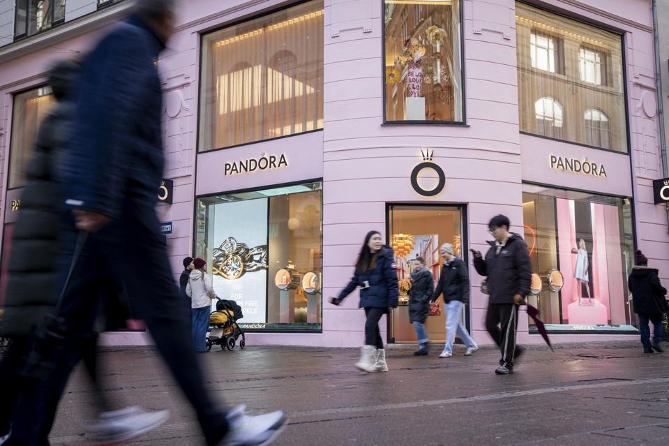How Pandora Powered Over A Stagnant U.S. Jewelry Market To Rise 14% In 2024