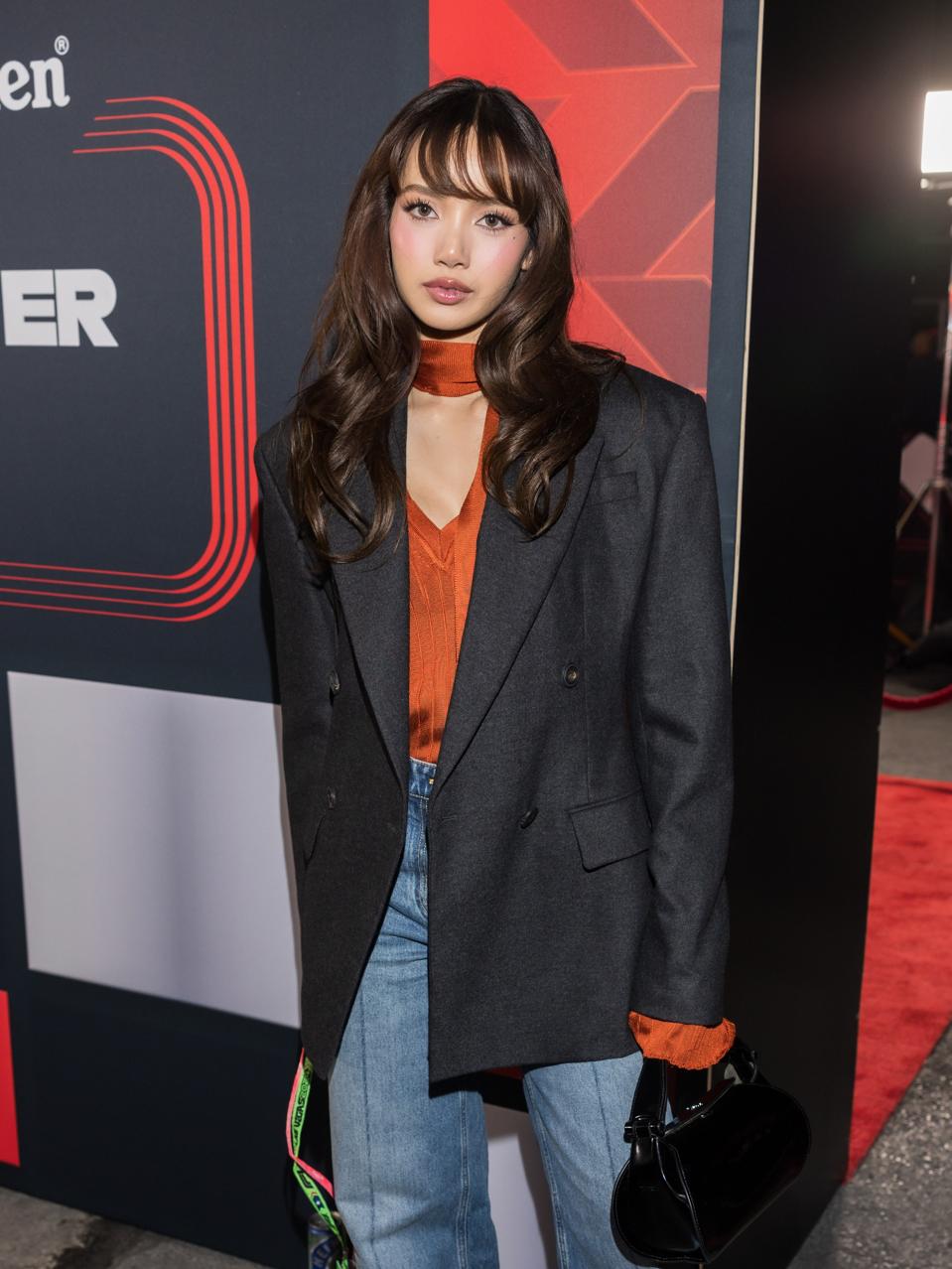 Blackpink Singer Lisa Earns Another Instant Top 10 Smash