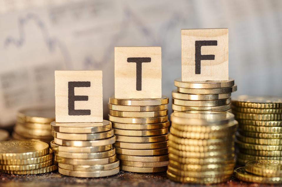 6 Best Commodity ETFs For 2025: October Edition